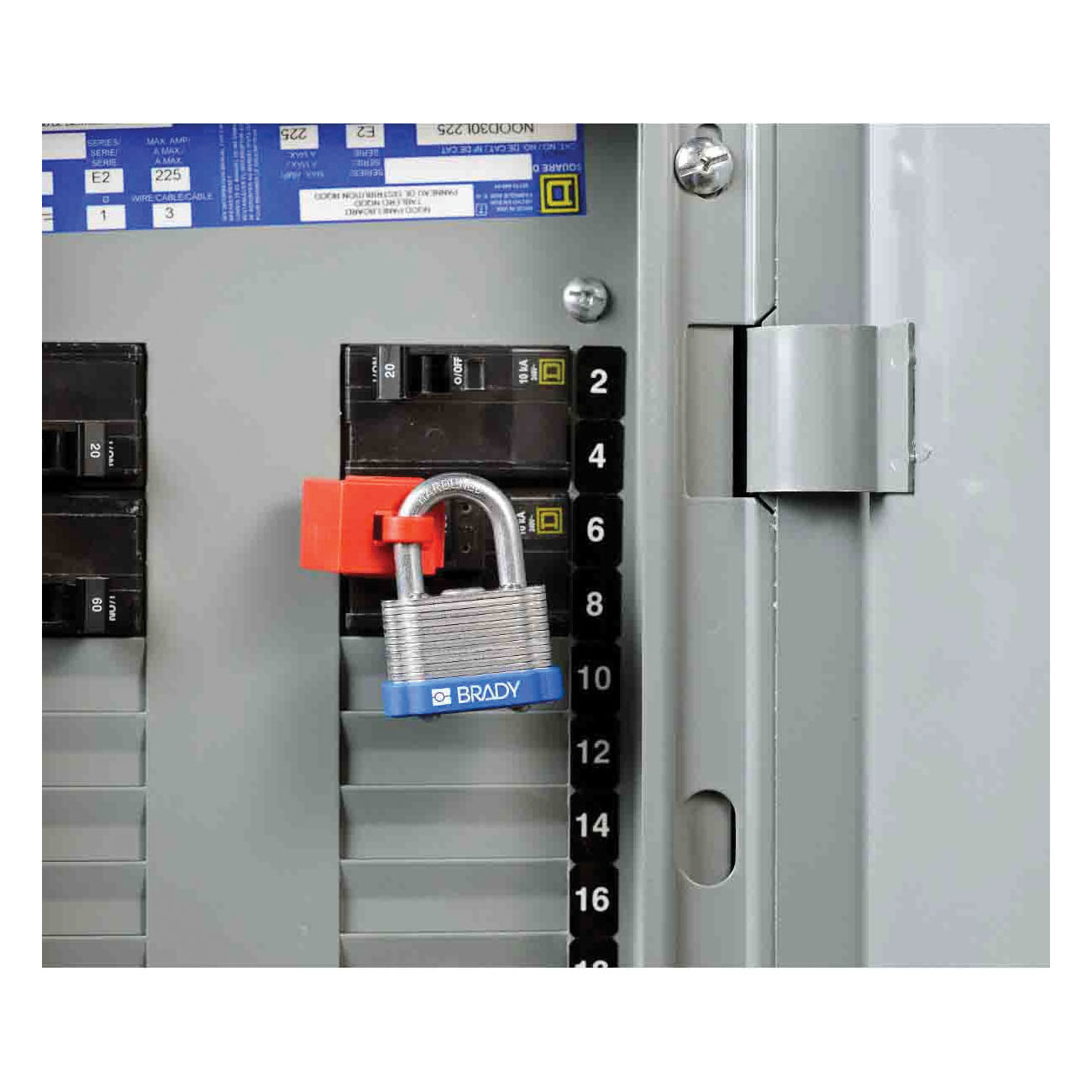 LOCKOUT BRKR MULTI-POLE BRKR 1 0.31IN R