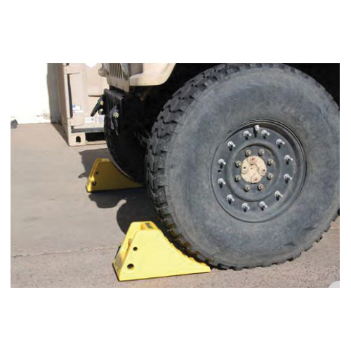 CHOCK WHL 12-1/4IN 11-1/4IN 21IN YEL