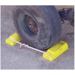 CHOCK WHL 3-1/4IN 5IN 15IN YEL RB AVN