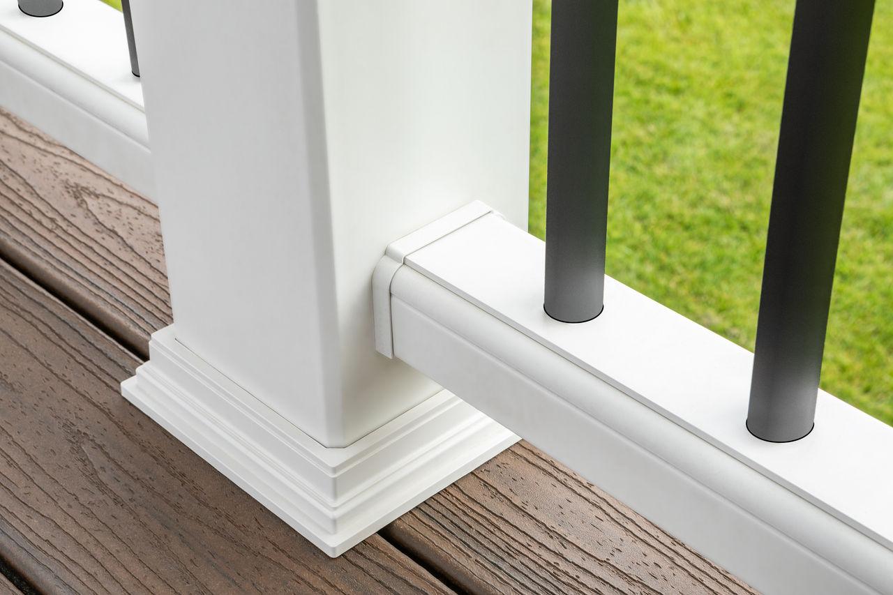 Transcend 36"x6' White Horizontal Rail Kit w/ Black Round Balusters ...
